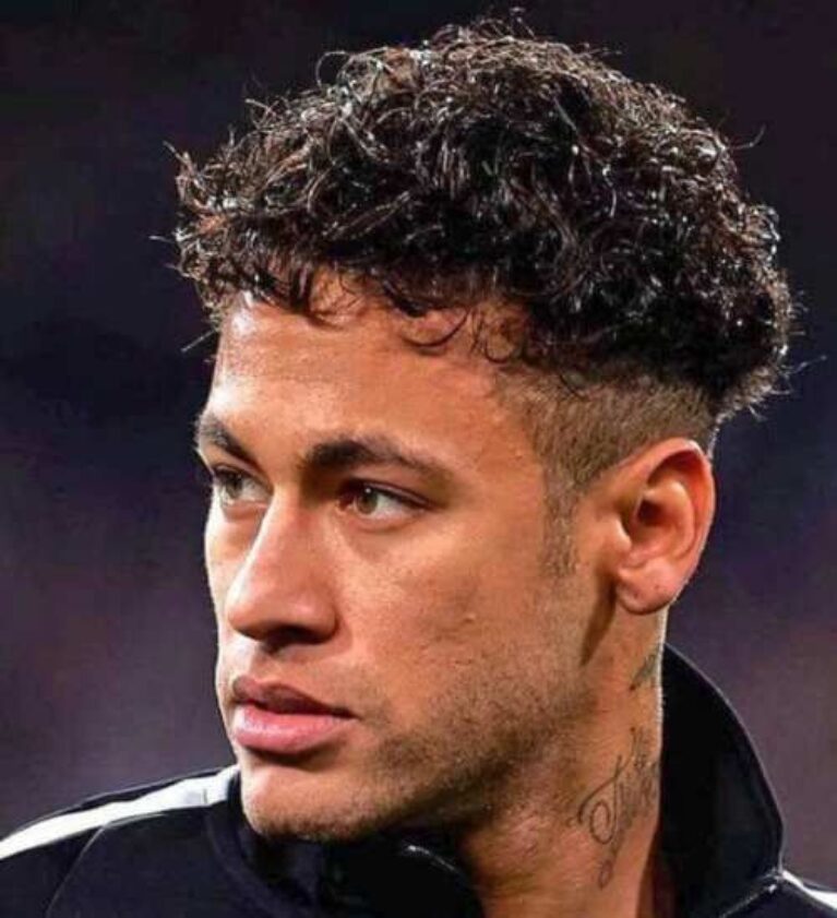 29 Trending Soccer Player Haircuts Men Love Most